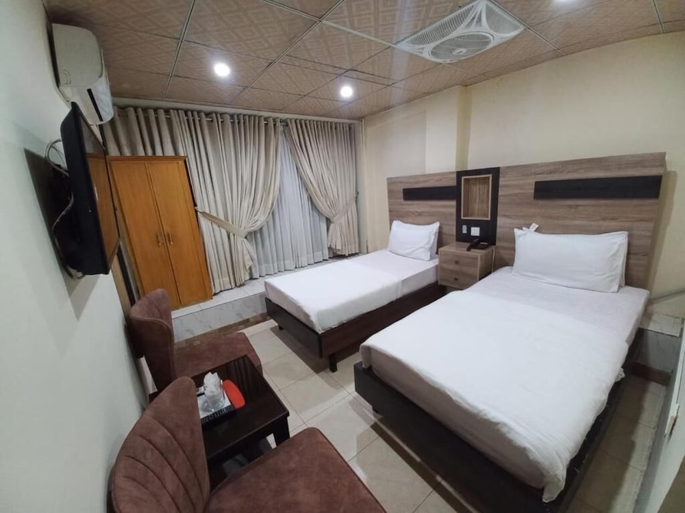Serenity Inn Guest House - Islamabad