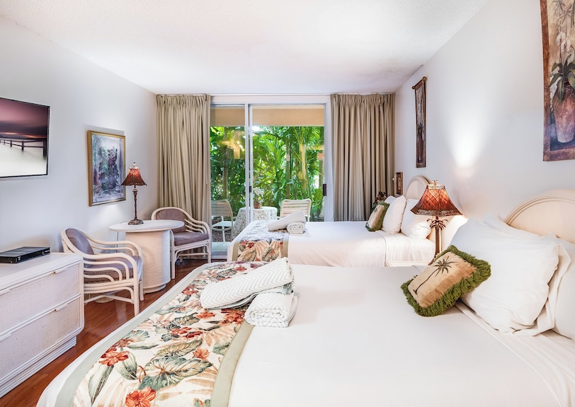 Deluxe Garden View W/wifi & A/c-maui Banyan - Kihei, HI