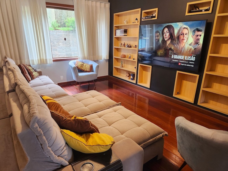 Casa Feliz: Service, Heated Hydro, Swimming Pool - Petrópolis