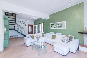 Villa | 3 quartos, internet de alta velocidade 