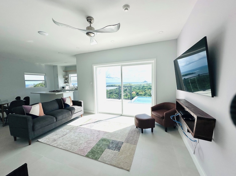 The Luxury Escape - Peaceful & Charming 3-bedroom Villa W/ Sea View - Saint Lucia