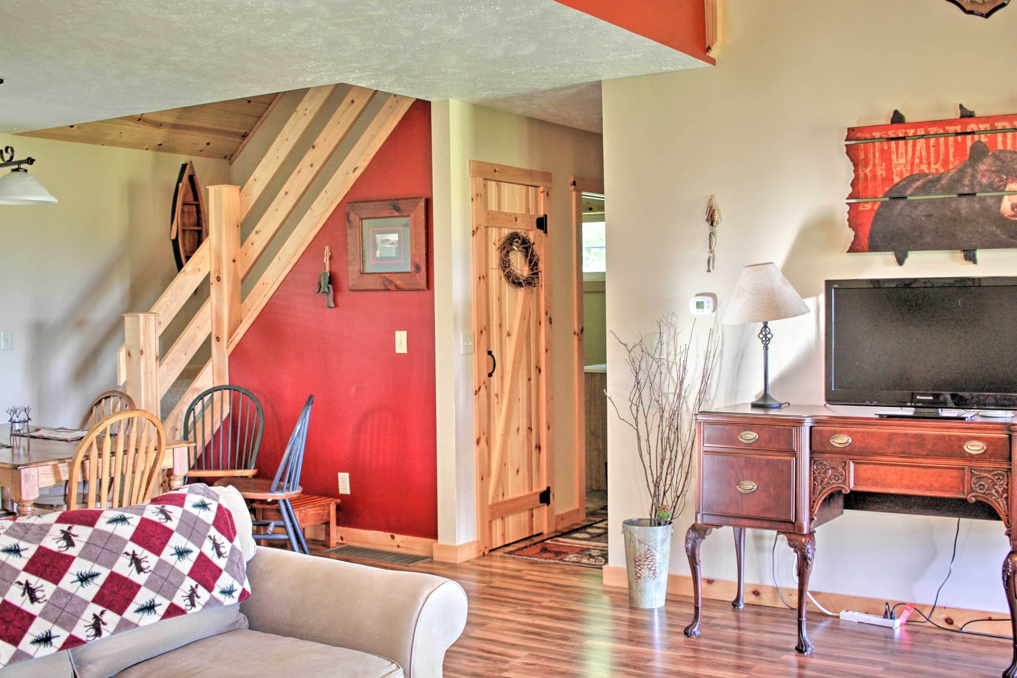 Picturesque Cabin Set On 150-acre Farm, 5-minute Drive To Chautauqua Institute - Chautauqua, NY