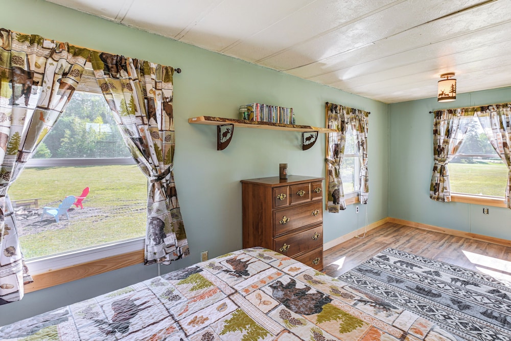 Pet-friendly Home W/ Decks & Fire Pit In Perham! - Acadia, ME