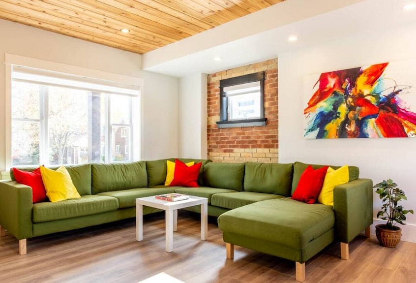 Modern Meets Industrial Near The ️ Of Dt - Waterloo, Canadá