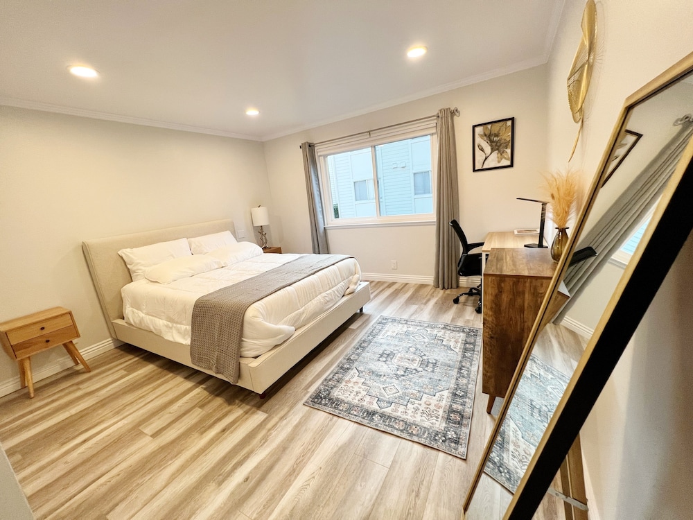 Charming 2-bedroom Apartment In Sunnyvale With Pool View! - San Jose, CA