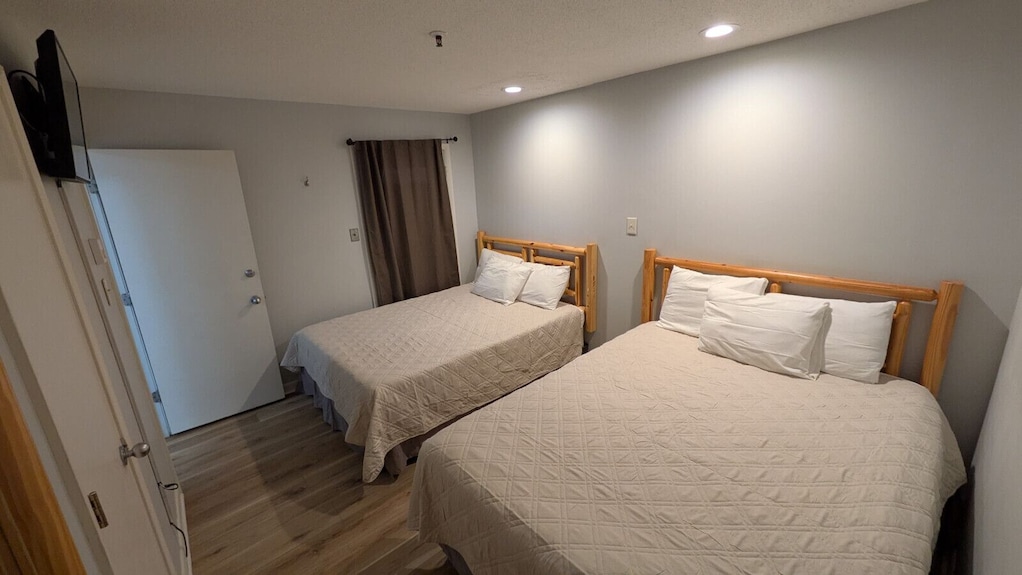 Winterplace Ski In Ski Out Condo First Floor D105 - Brush Creek Falls, Athens