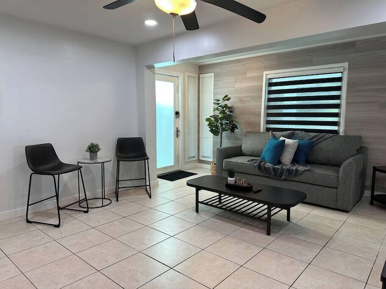 Home W/ Patio 9 Min To Hard Rock /Beaches (#2) - Dania Beach, FL