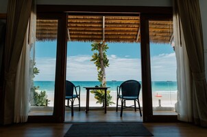 Quarto com design assinado, vista para o mar | Vista do quarto