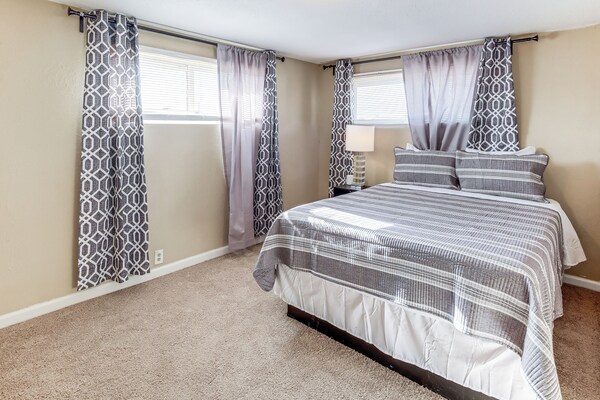 Carlsbad Home ~ 22 Mi To Nat'l Park! - Carlsbad, NM