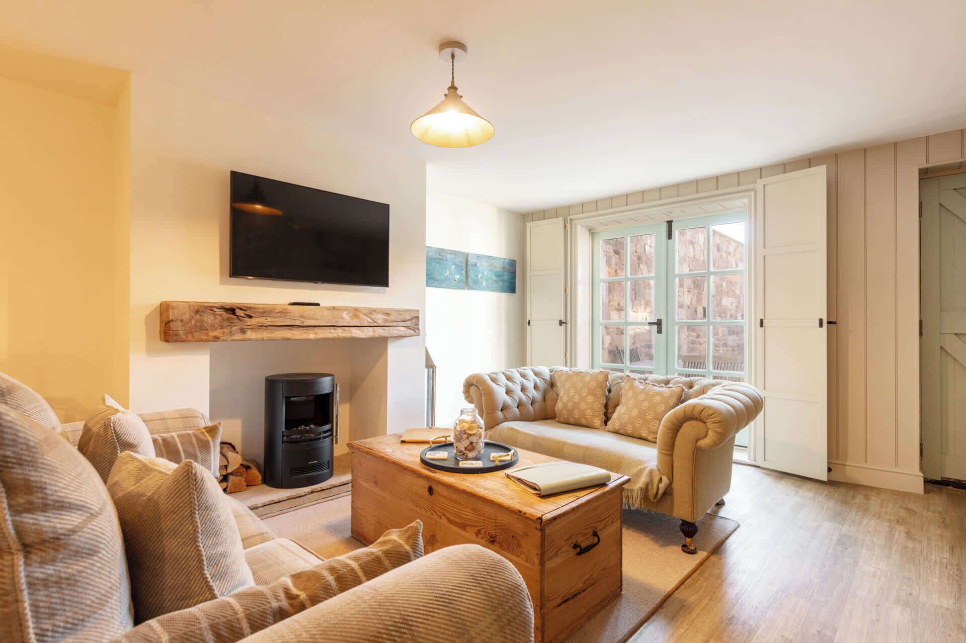 Host & Stay | The Old Smokey - Seahouses