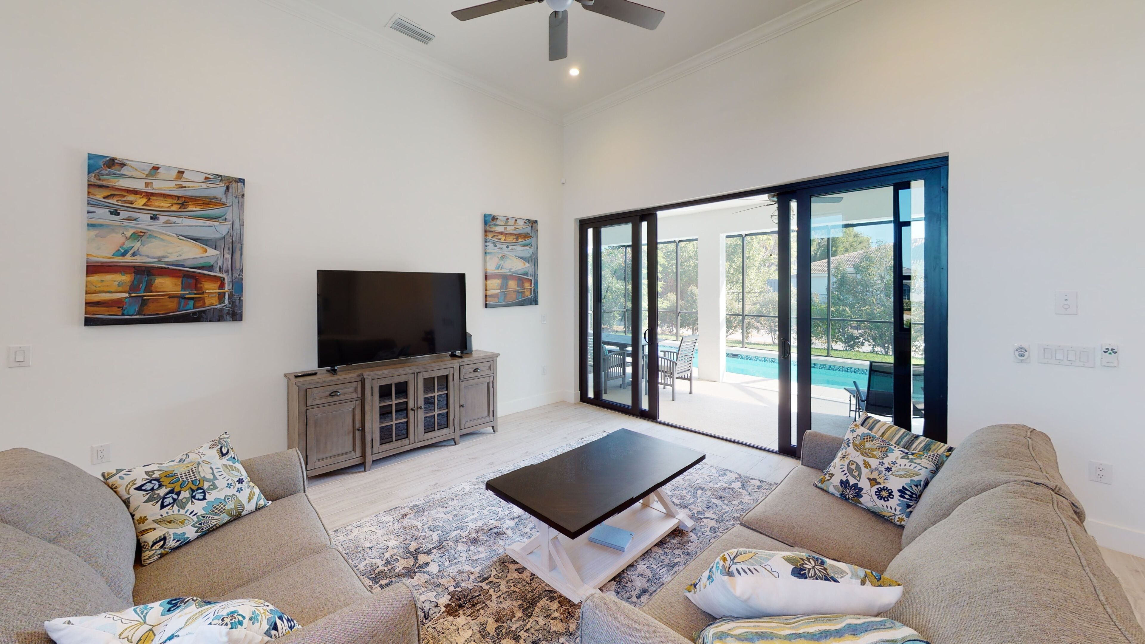 Inland Home | Pool & Walk To Park/museum/library - Marco Island, FL