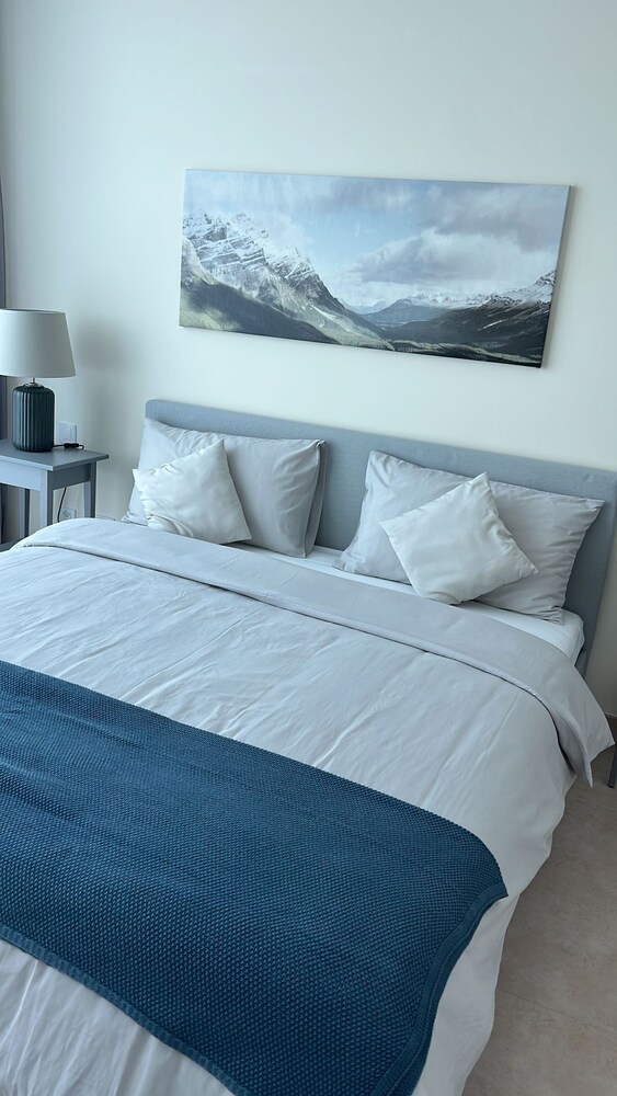 Luxurious 25th floor 1 BR Seaview, center location, historic & Modern ...