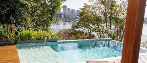 Vila | Piscina | Piscina interna