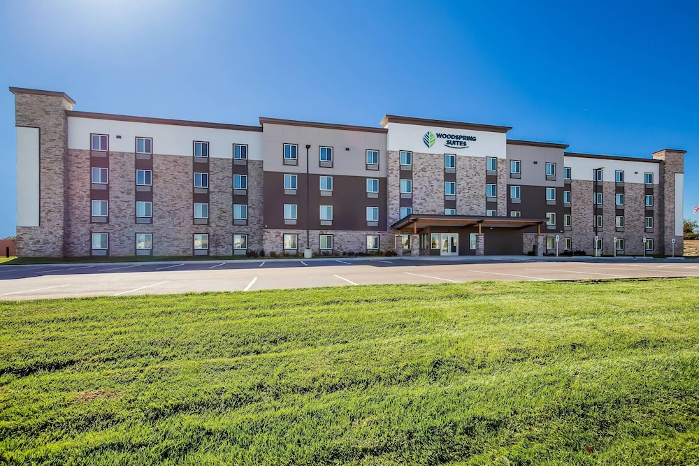 Woodspring Suites St Peters-ofallon - O'Fallon, MO