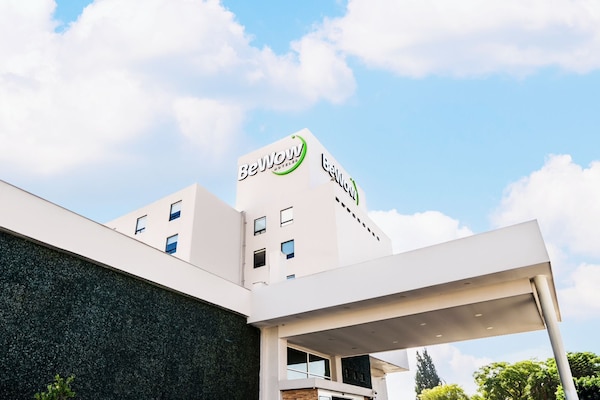 Bewow Hotel Querétaro - Querétaro