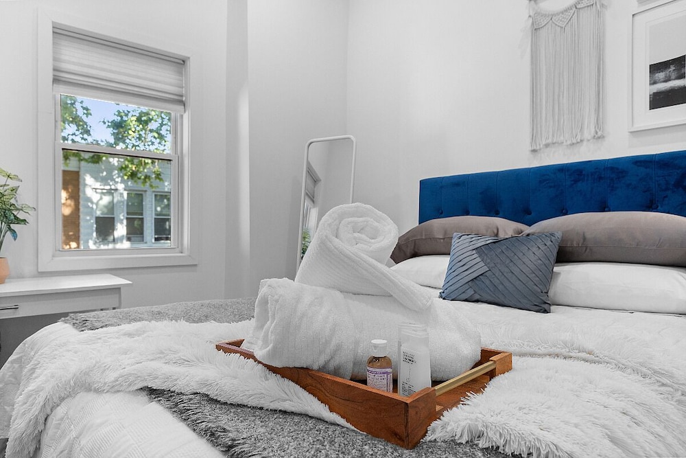 Bright & Modern: Minutes To Stadium/ Passyunk/ Airport - Philadelphia, PA