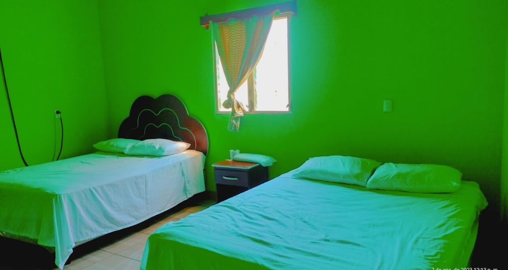 Pacific Paradise - Retalhuleu