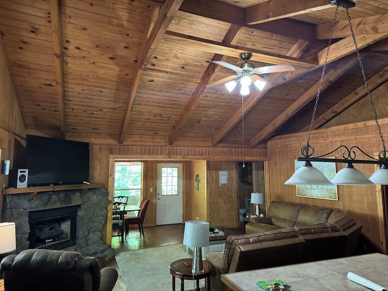 The Presidential Suite, Enid Lake, Ole Miss, Crappie Fishing, Atv, Hunting - Mississippi