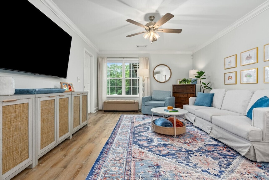 Modern, Remodeled With A Touch Of Coastal Vibe - Chewacla State Park, Auburn