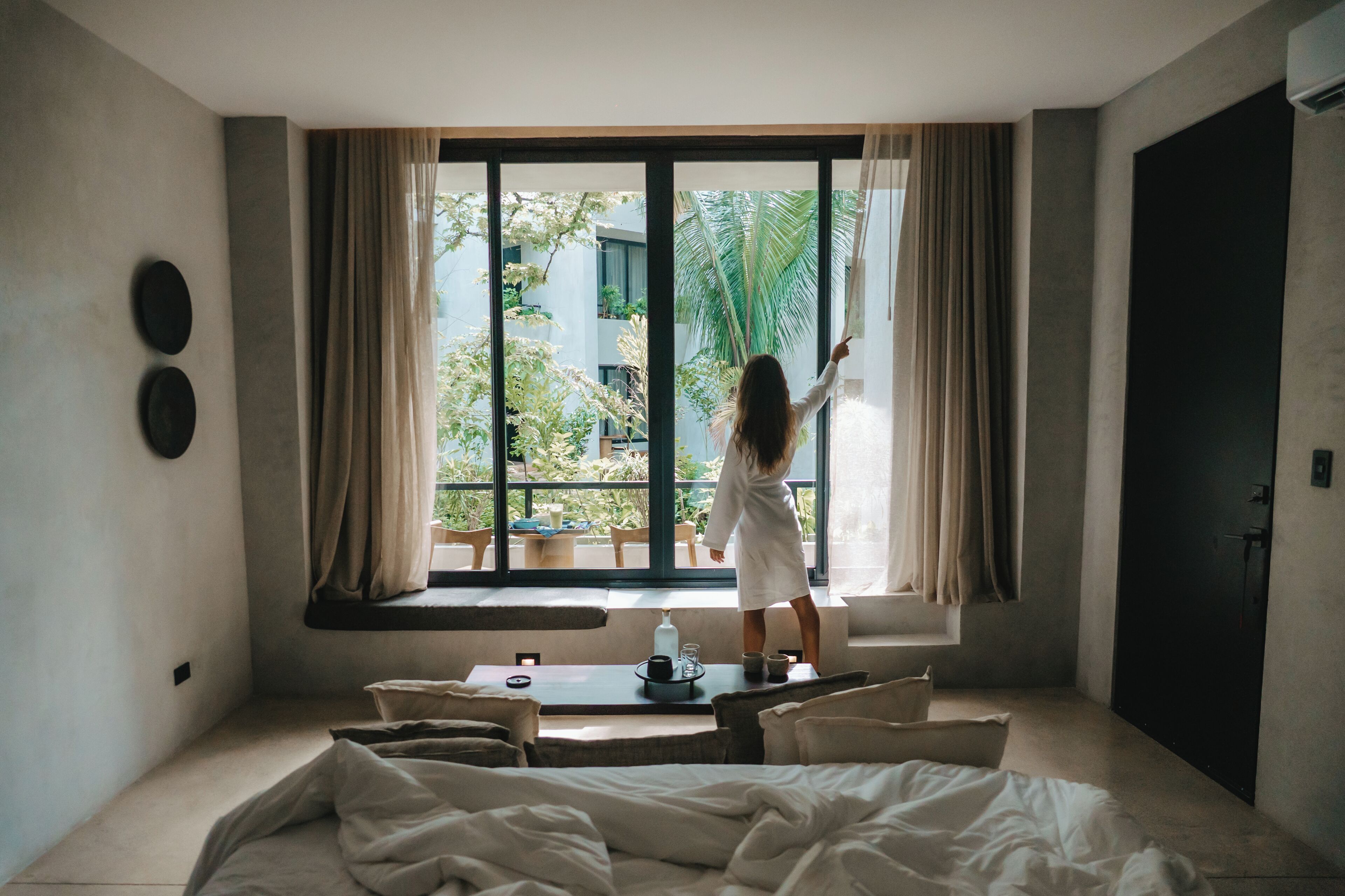 Canopy Suite + Private Balcony | Roupa de alta qualidade, camas de colchão Tempur-Pedic, minibar 