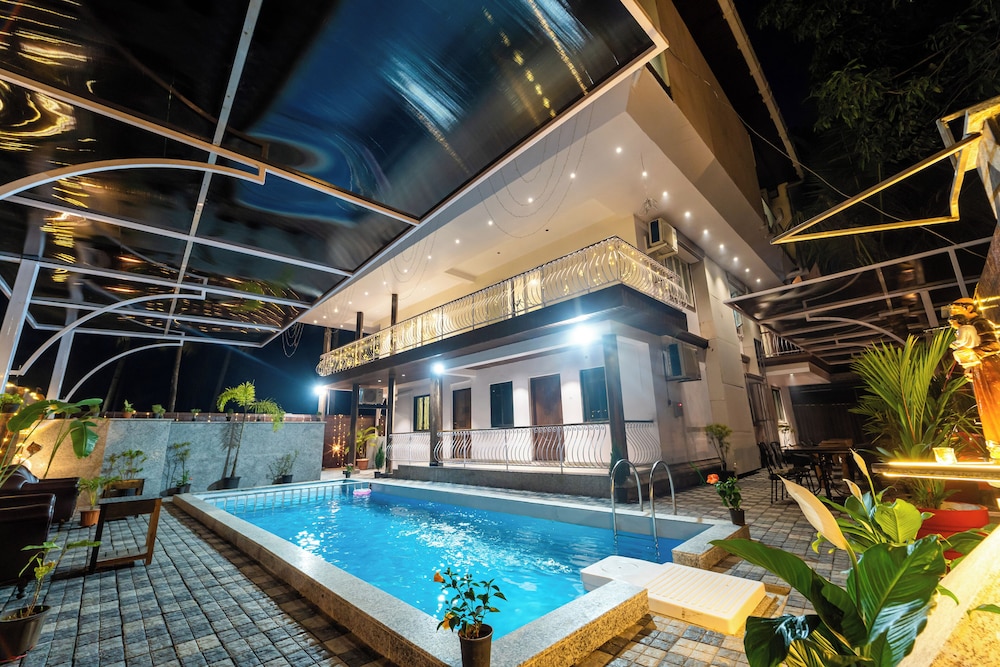 Treebo Grand Royale Eco Residency - Goa