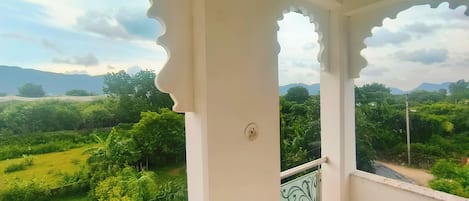 Quarto casal luxo, vista para a montanha