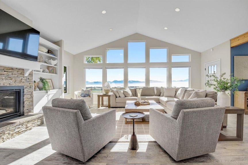 Spacious Home W Full Kachemak Bay Views - Homer, AK