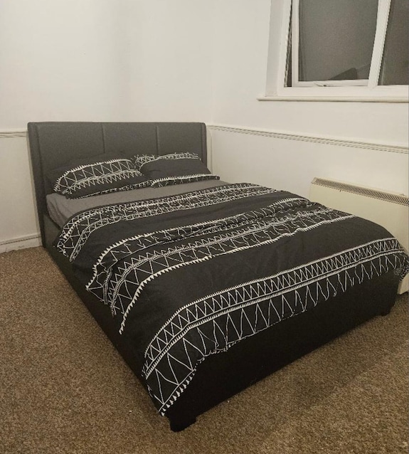 1 Bedroom House In The Heart Of London, 2 Min From Harold Wood Station. - Brentwood