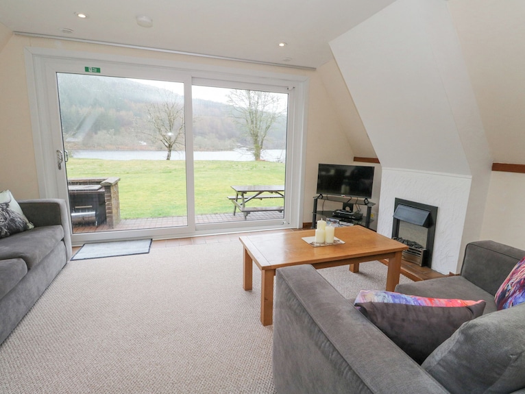 Lodge 2 - Inglewood Lodge, Pet Friendly In Spean Bridge - Loch Ness