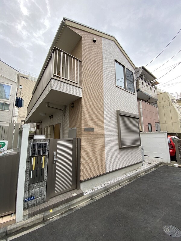 그레이셔스 히가시 신주쿠 - 도쿄도