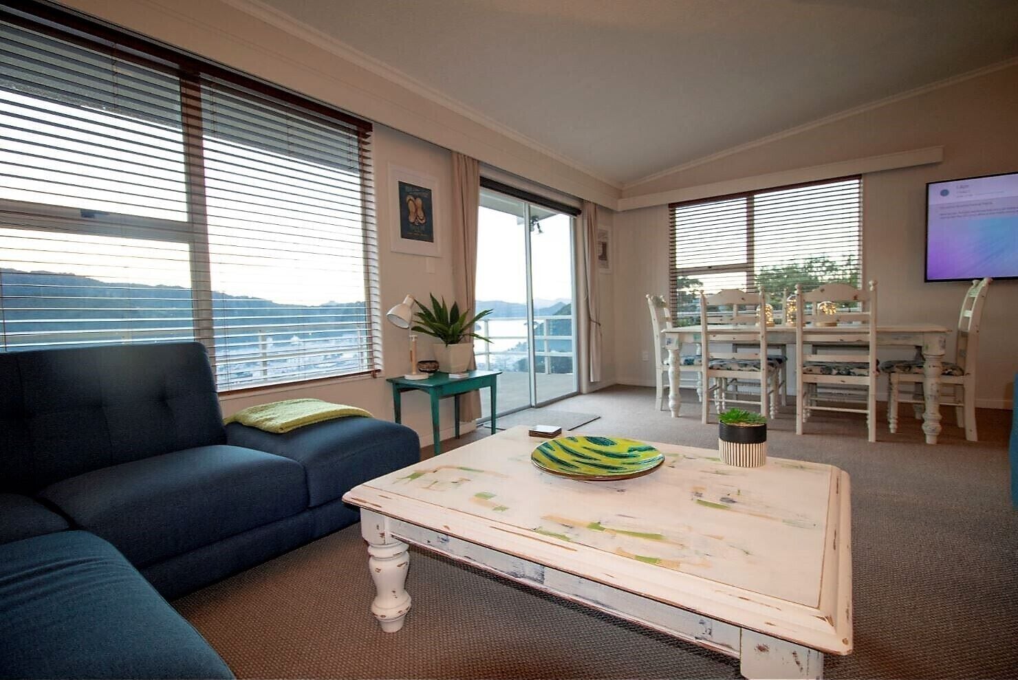 Best Harbour Views In Sunny Peaceful Location - Picton