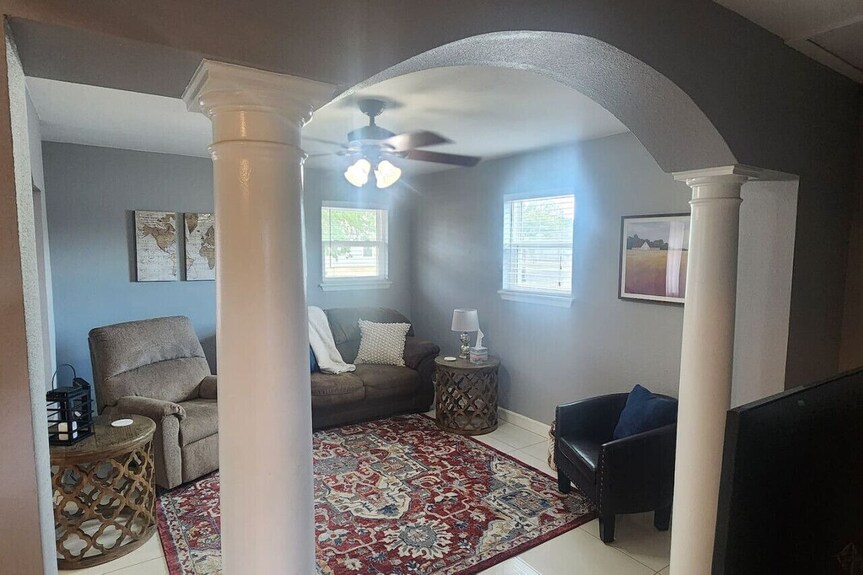 Stylish 2 Br Near Goodfellow Afb - San Angelo
