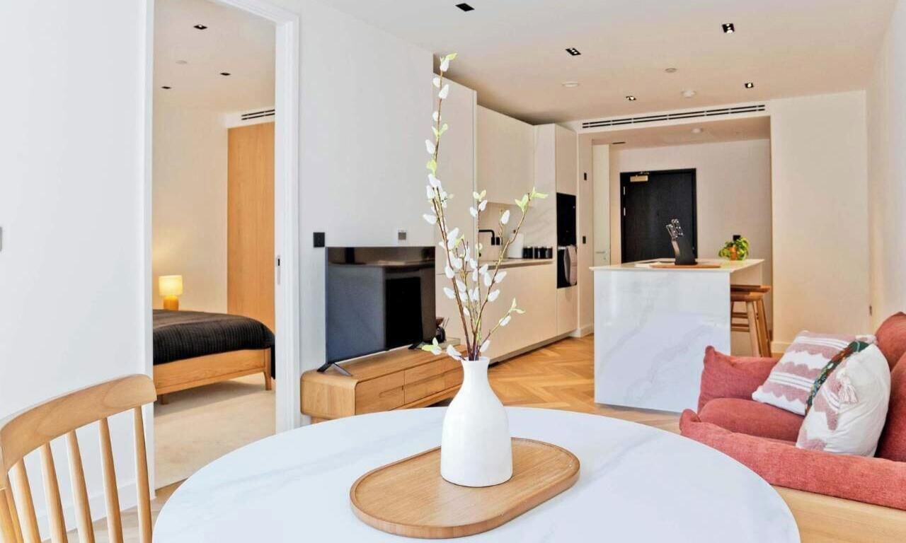 Bright Mews Court Apartment In West London - Fulham