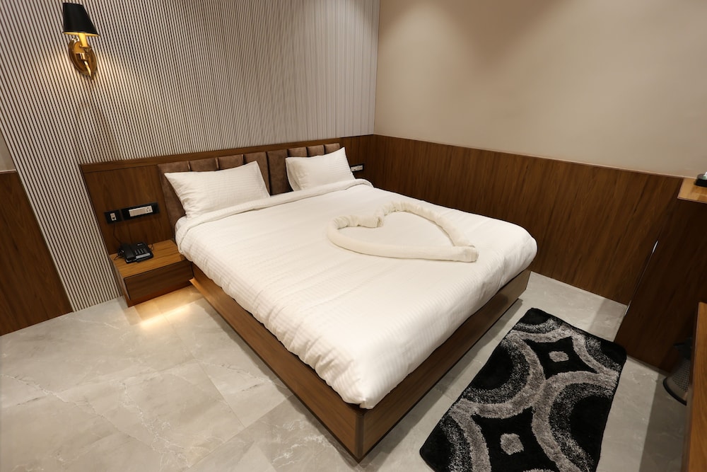 The Srm Crystal - Kanpur