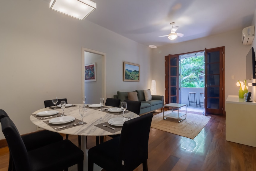 Close To The Underground And 10 Minutes From The Beach | Mfb302 - Ipanema