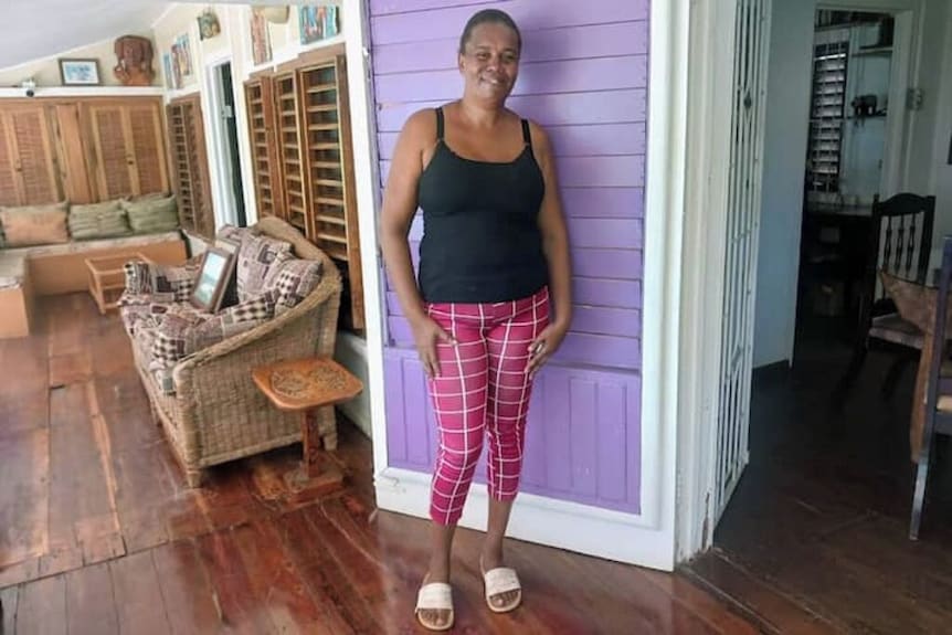 Private Beachfront Paradise 2cottages & 2 Rooms In Bluefield's Bay Ac, Wi-fi - Cave