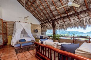 Quarto Exclusivo, 1 cama king-size, vista para a baía | Roupa de alta qualidade, camas de colchão Select Comfort, minibar 