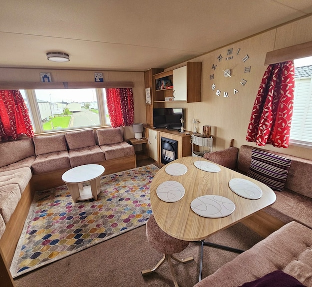 3 Bed Standard Caravan Robinhood - Rhyl