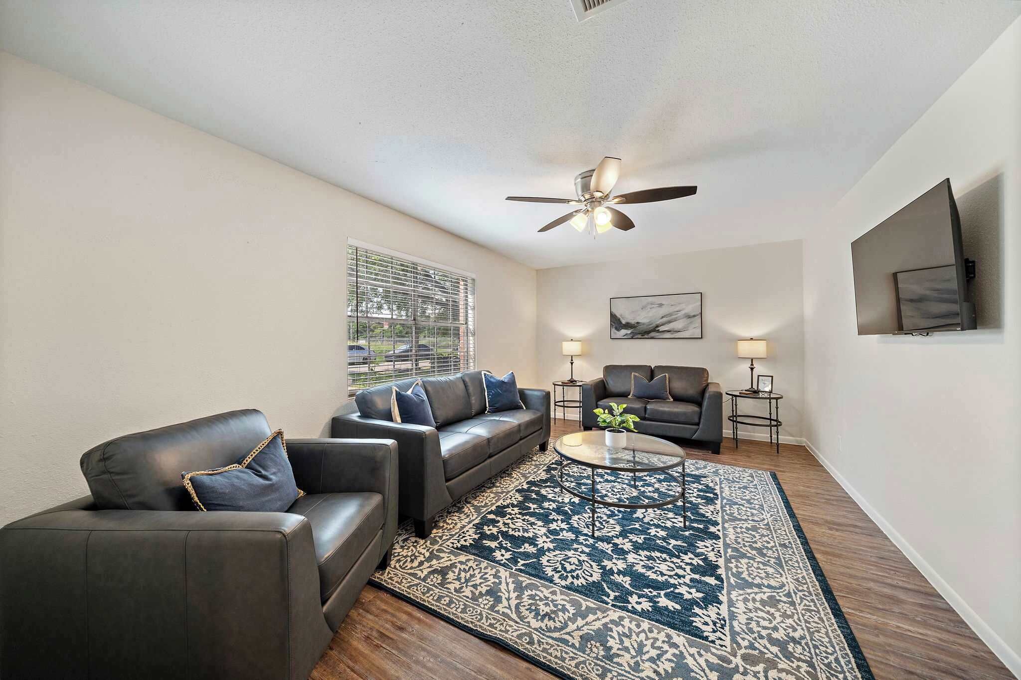 3 Br Coastal Seabrook Home : Bbq  Patio  Beach - Seabrook, TX