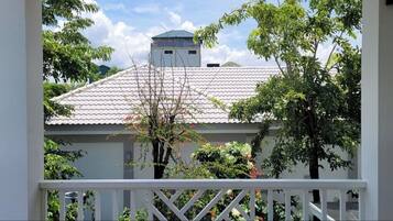 Quarto Duplo Básico, 1 cama king-size, vista para o jardim | Roupa de cama fornecida