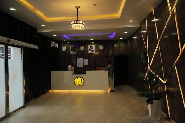 Opt Wood Hotels - Benin City