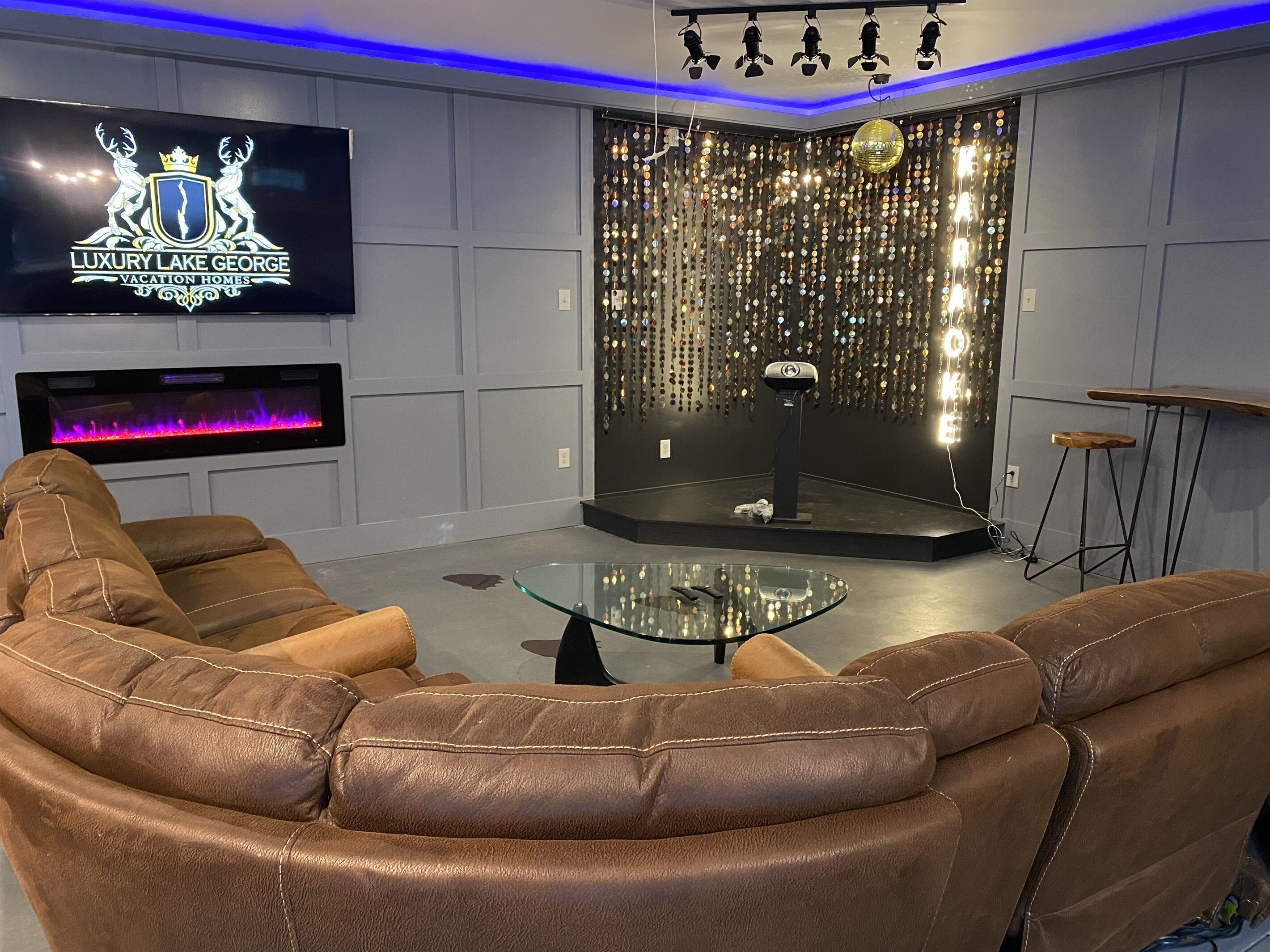 Bolton Bear House|dock Slip|hot Tub|12 Beds|pet Friendly| - Bolton Landing, NY