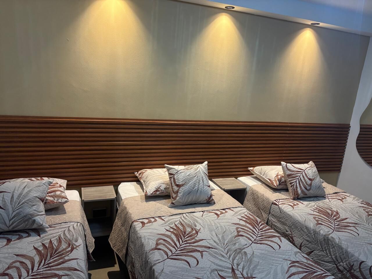 Quarto Triplo Clássico | Wi-fi grátis 