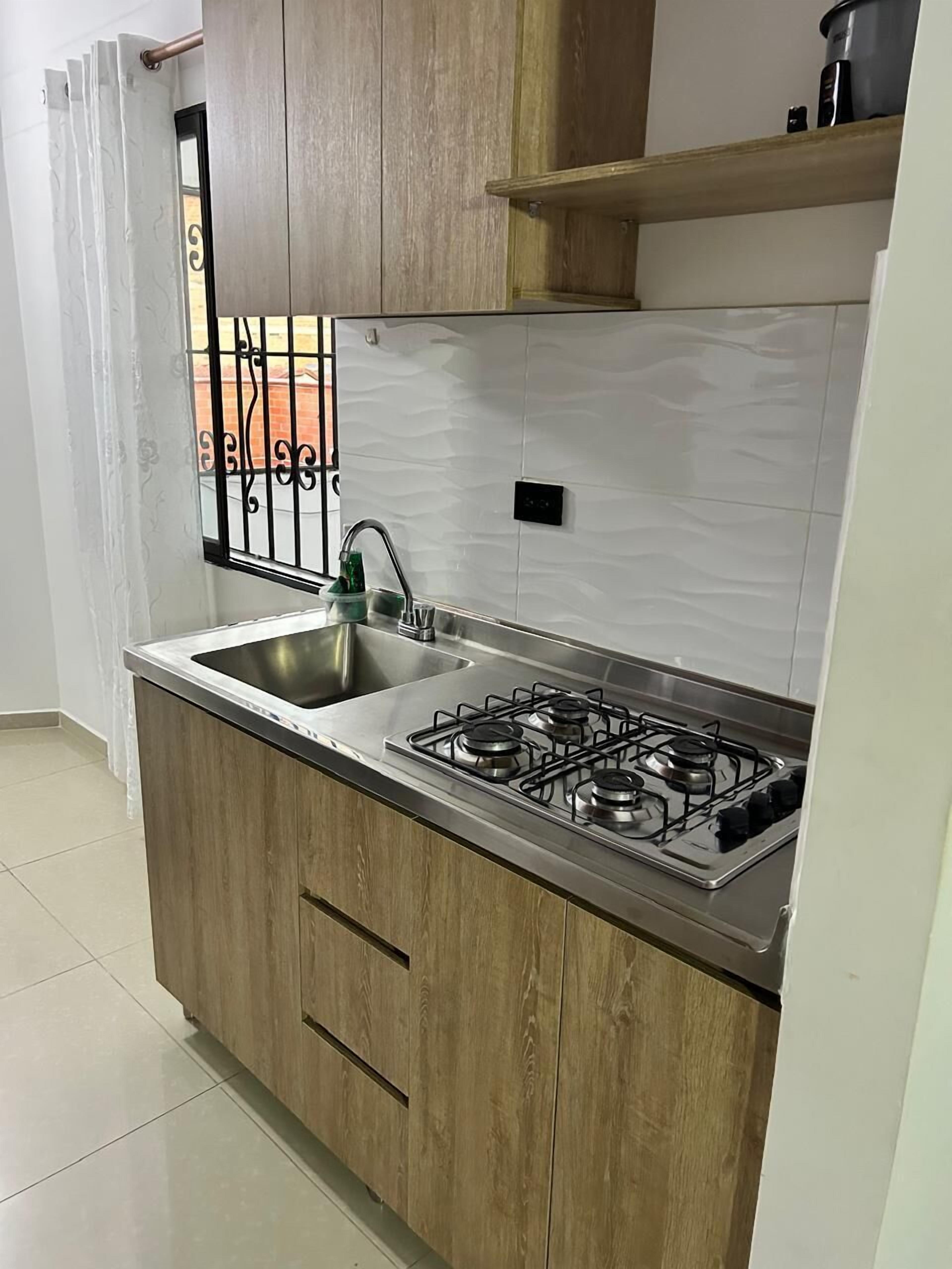 Suite-Estúdio Familiar | Wi-fi grátis 