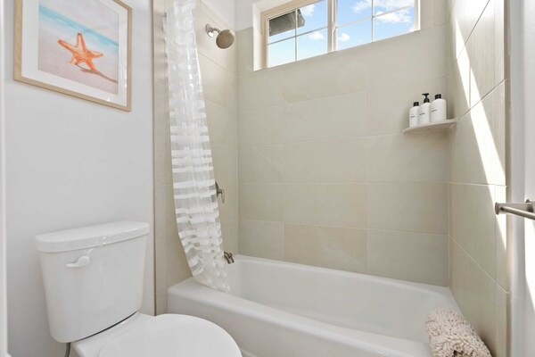 Mauna View By Avantstay 10min To Beach, Backyard - Hawaii