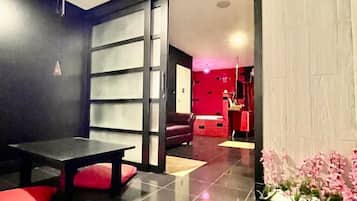 Quarto Exclusivo | 1 quarto, minibar, Wi-fi grátis, roupa de cama fornecida