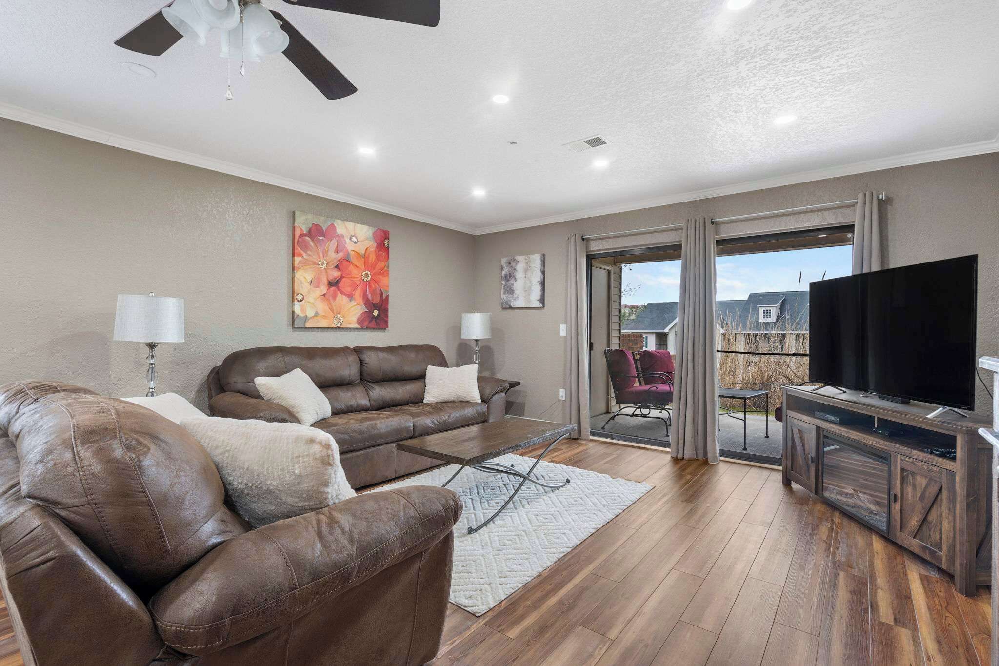 Makin' Memories | Community Pool - Branson, MO