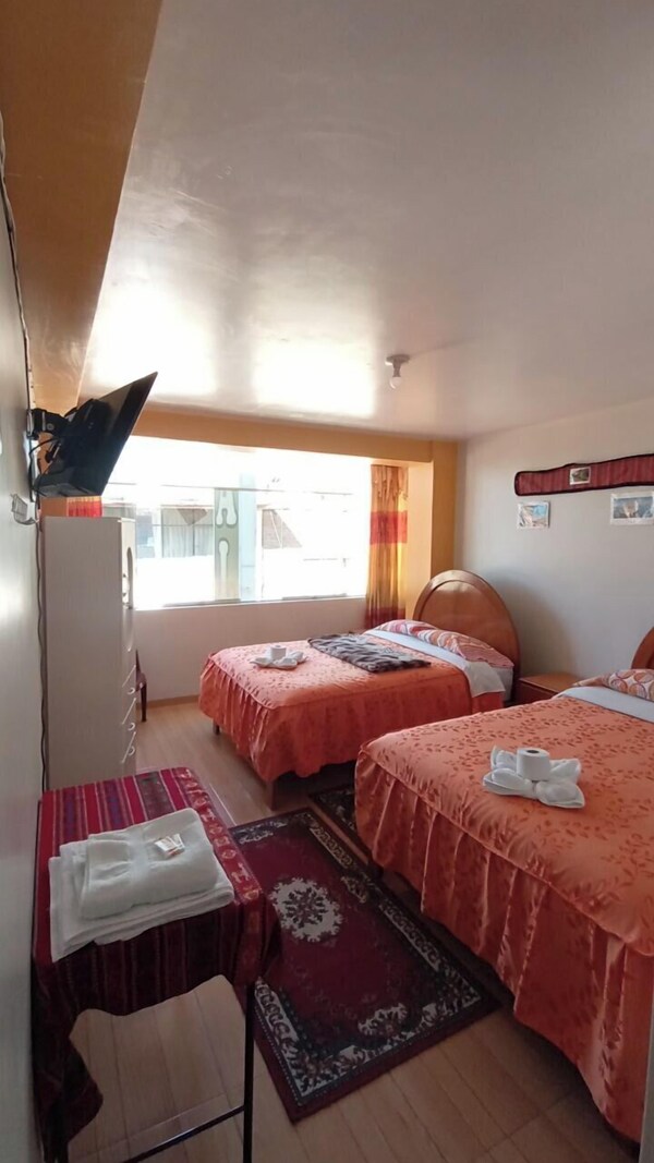 Hostal Acuarius Puno - Puno