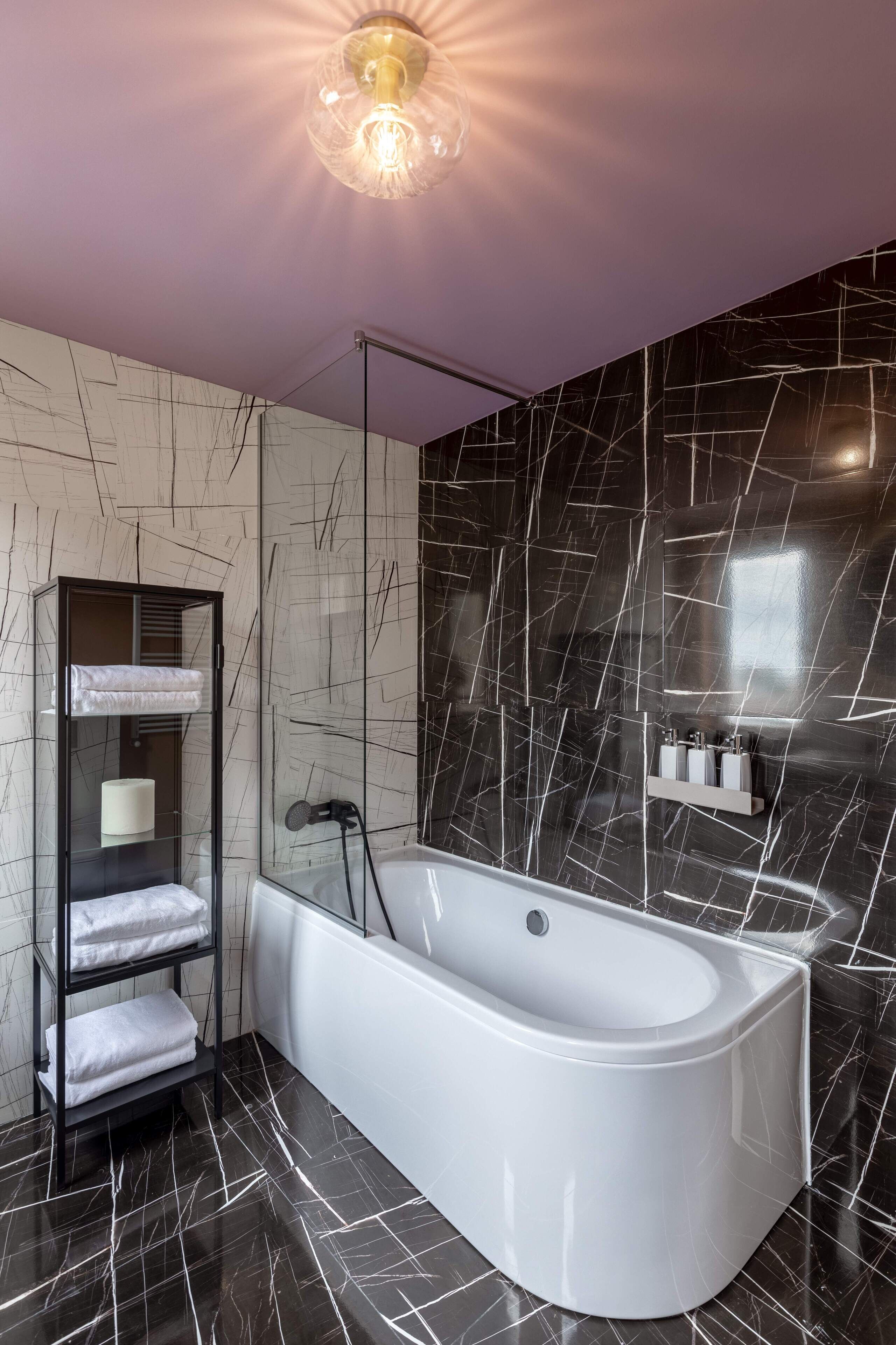 Apartamento Deluxe, varanda, Vista para a cidade | Casa de banho