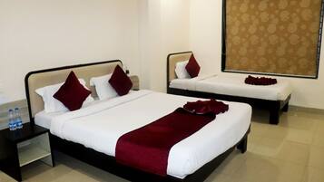 Suite Room | Escrivaninha, espaço de trabalho para notebook